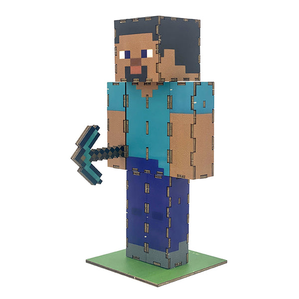 IncrediBuilds: Minecraft: Steve 3D Wood Model – Insight Editions
